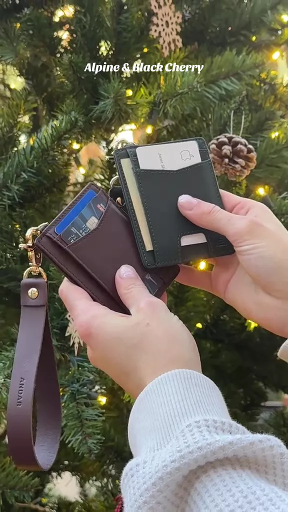 Keychain Wallet | The Denner Wallet | Andar